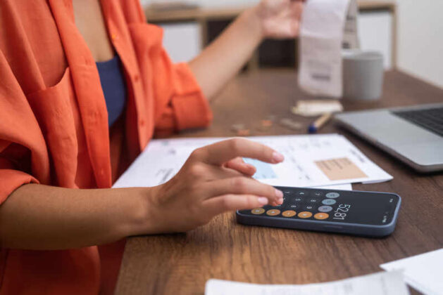 Operating Costs: Definition, Formula, and Examples - Invoice Simple